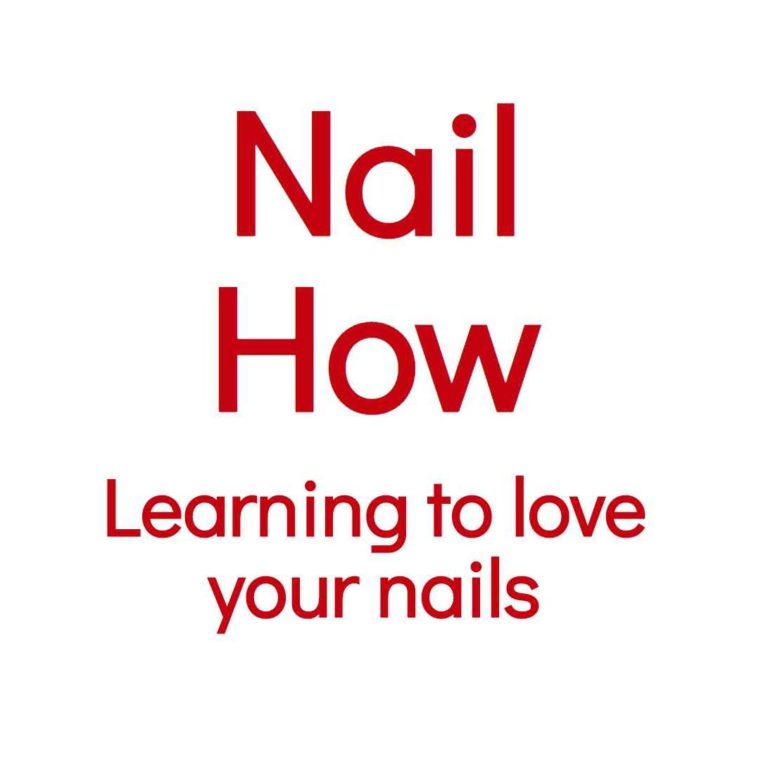 Stunning Blue Acrylic Nails to Inspire Your Next Manicure - nailhow