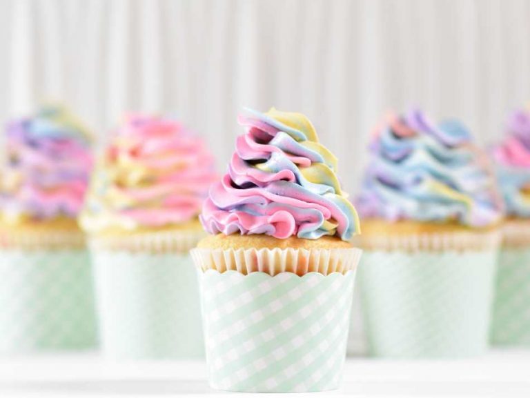 73 Nail Polish Colors That Go Well Together: Beautiful Combinations You ...