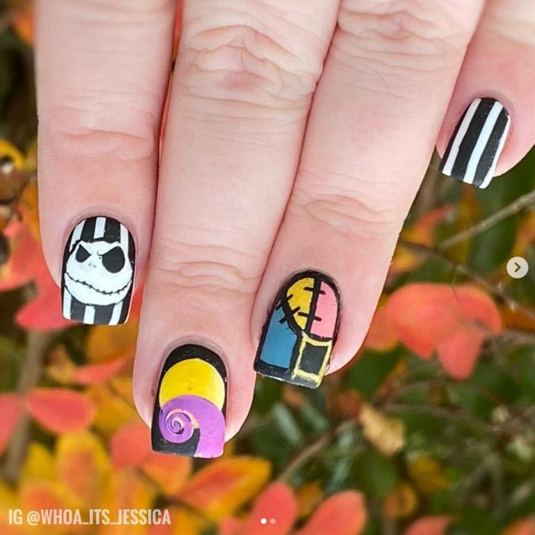 Freaky Fabulous: 31 Halloween Nail Art Ideas You'll Love - nailhow