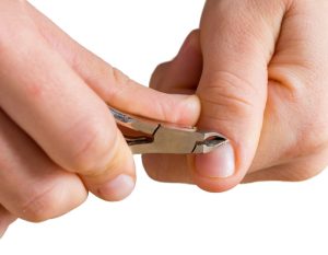 How to Push Cuticles Back Painlessly and Effectively - nailhow