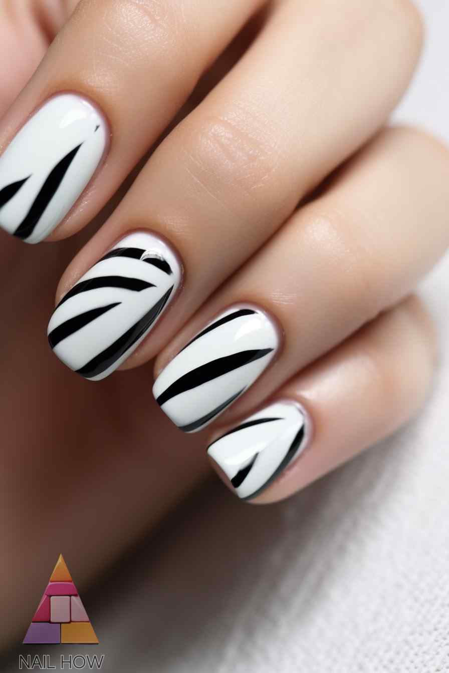 An Ultimate Guide to Line Art Nail Designs - nailhow