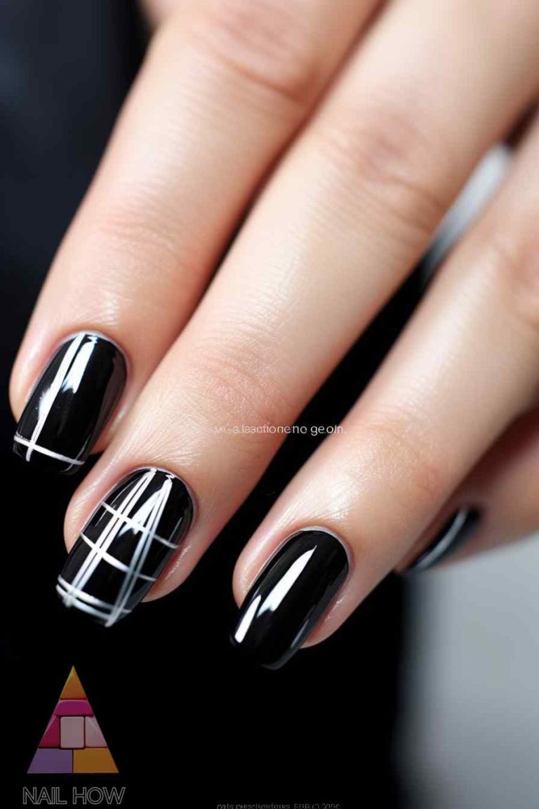 An Ultimate Guide to Line Art Nail Designs - nailhow