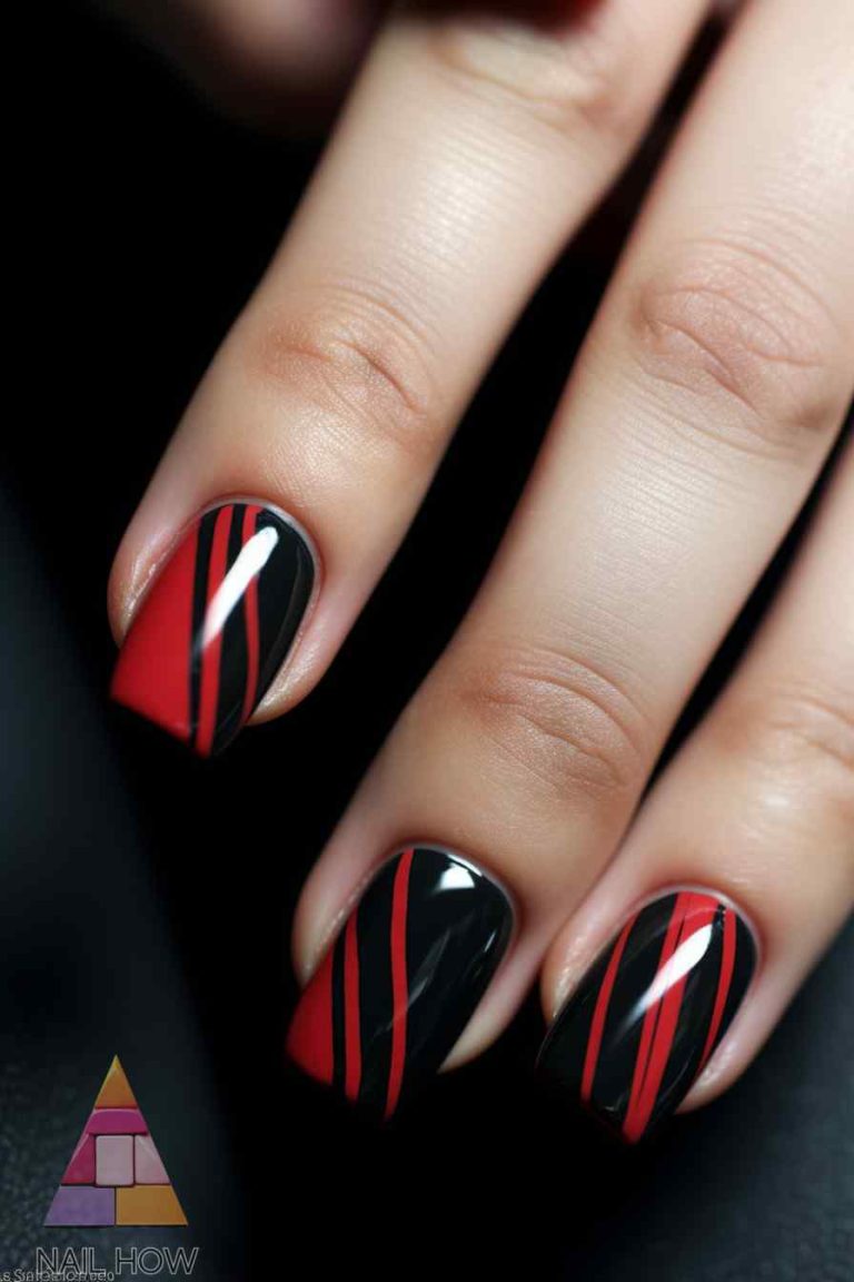 An Ultimate Guide to Line Art Nail Designs - nailhow