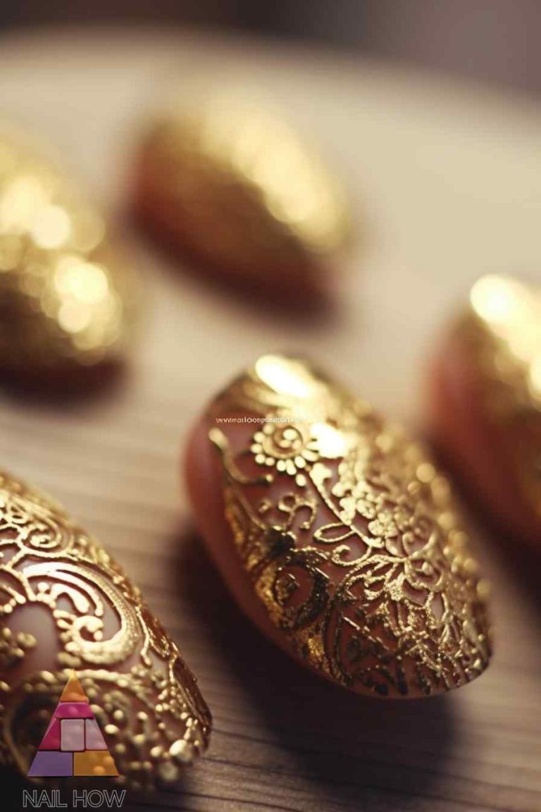 Going for Gold: Striking Nail Designs with Gold Liquid Luxury - nailhow