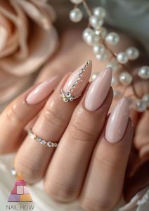 Glam and Grit: Mob Wife Nails Designs - nailhow