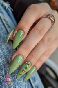 Unleash Your Inner Green Goddess: Epic Green Nail Designs to Rock Right ...
