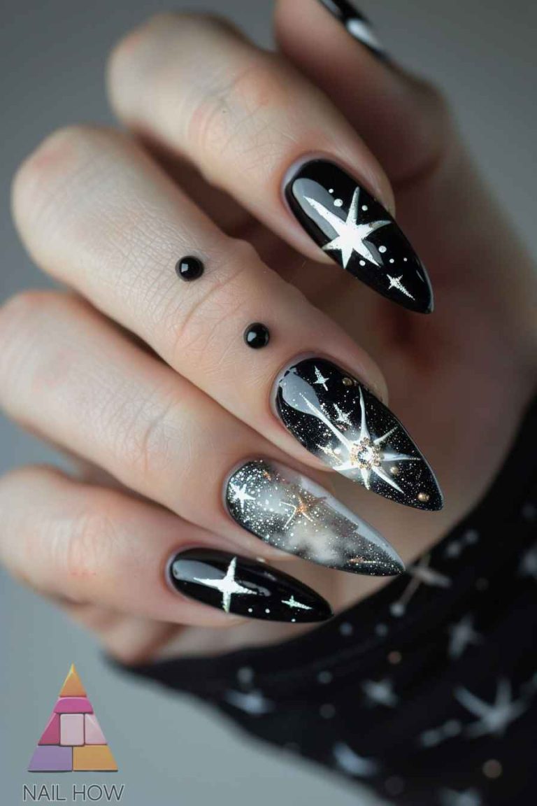Celestial Nail Art: Stellar Designs to Elevate Your Manicure to Cosmic ...