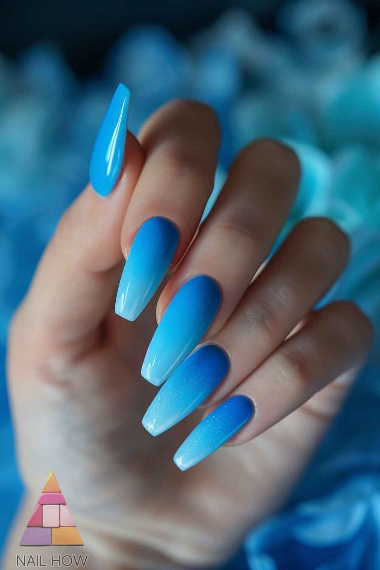 Stunning Blue Acrylic Nails to Inspire Your Next Manicure - nailhow