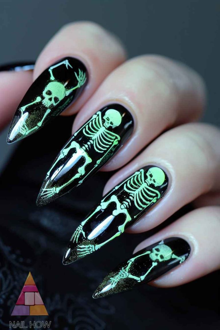Fabulous October Nail Designs to Celebrate Fall in Style - nailhow